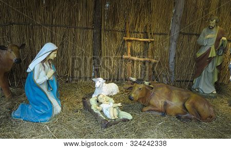 Realistic Christmas Image & Photo (Free Trial) | Bigstock