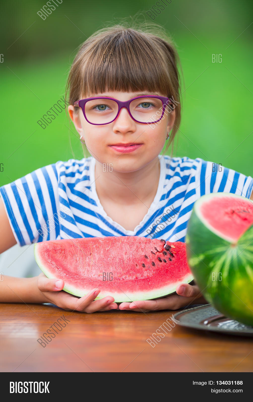 Child Eating Image & Photo (Free Trial) | Bigstock