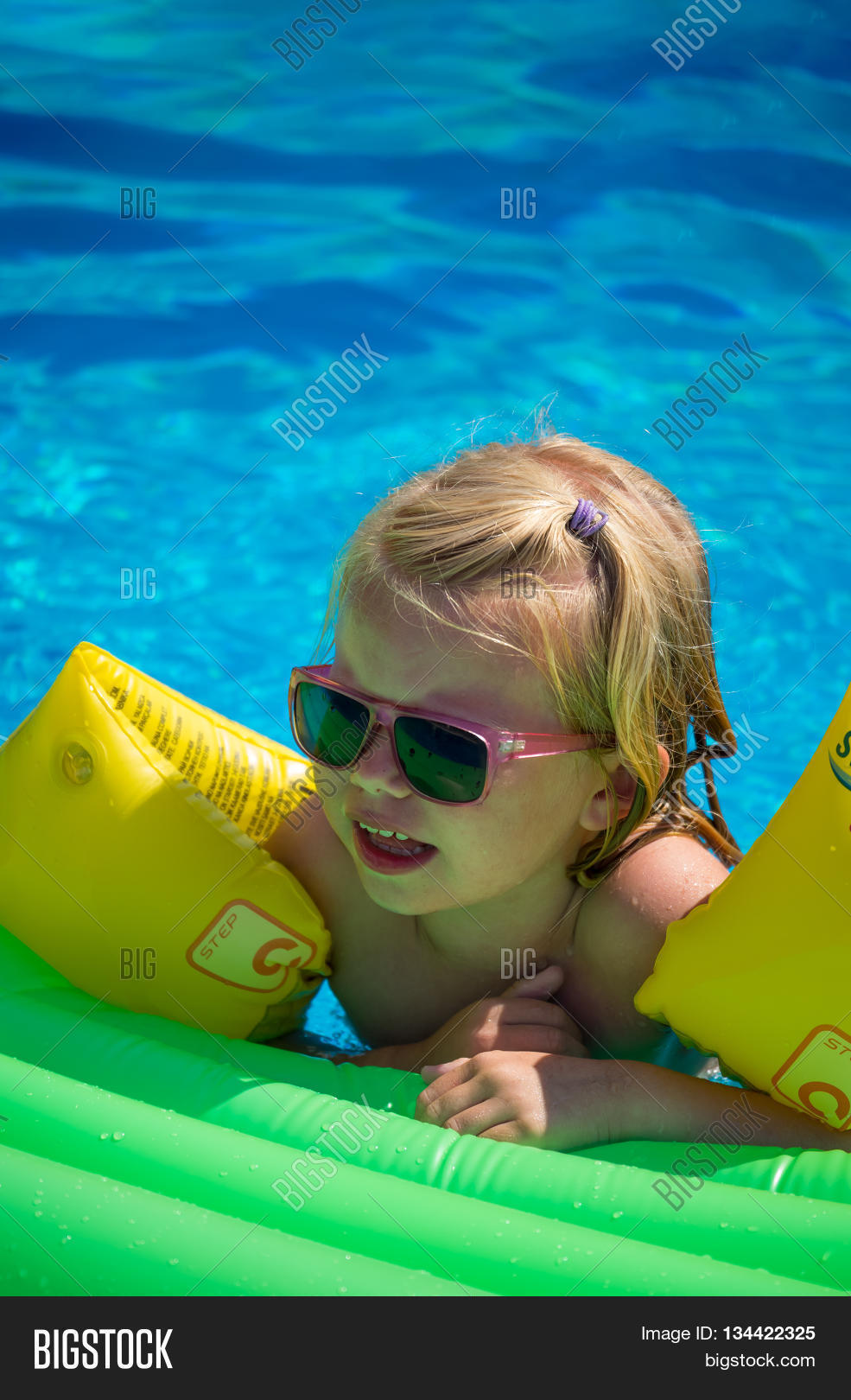 Little Girl Swimming Image & Photo (Free Trial) | Bigstock