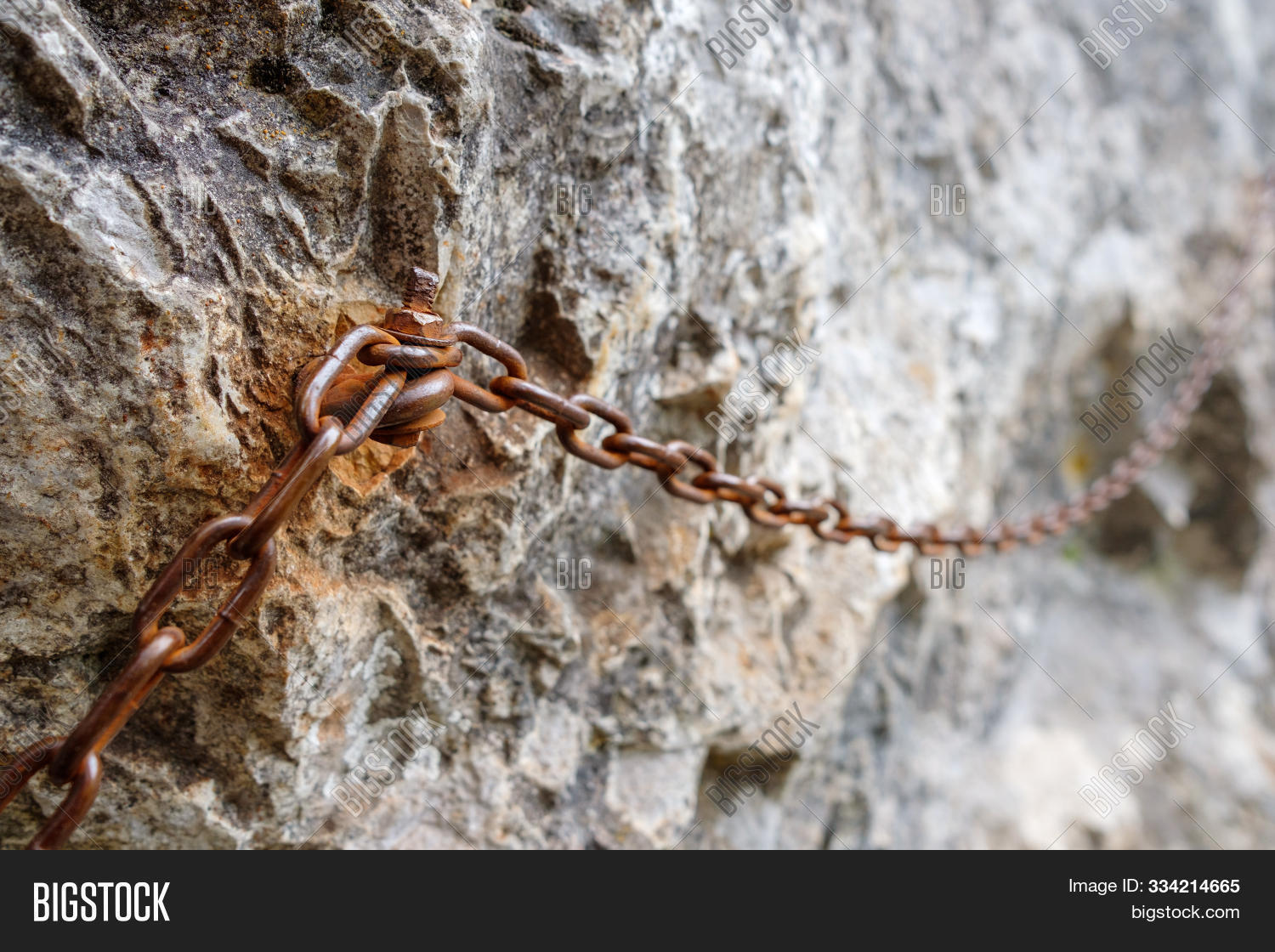 Rusty Old Metal Chain Image & Photo (Free Trial) | Bigstock