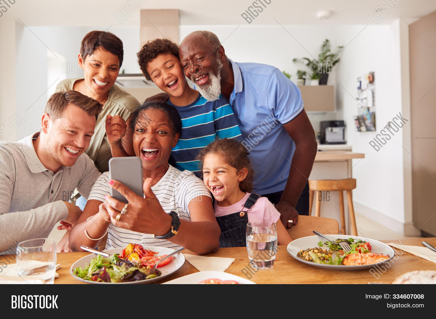 Multi-Generation Mixed Image & Photo (Free Trial) | Bigstock