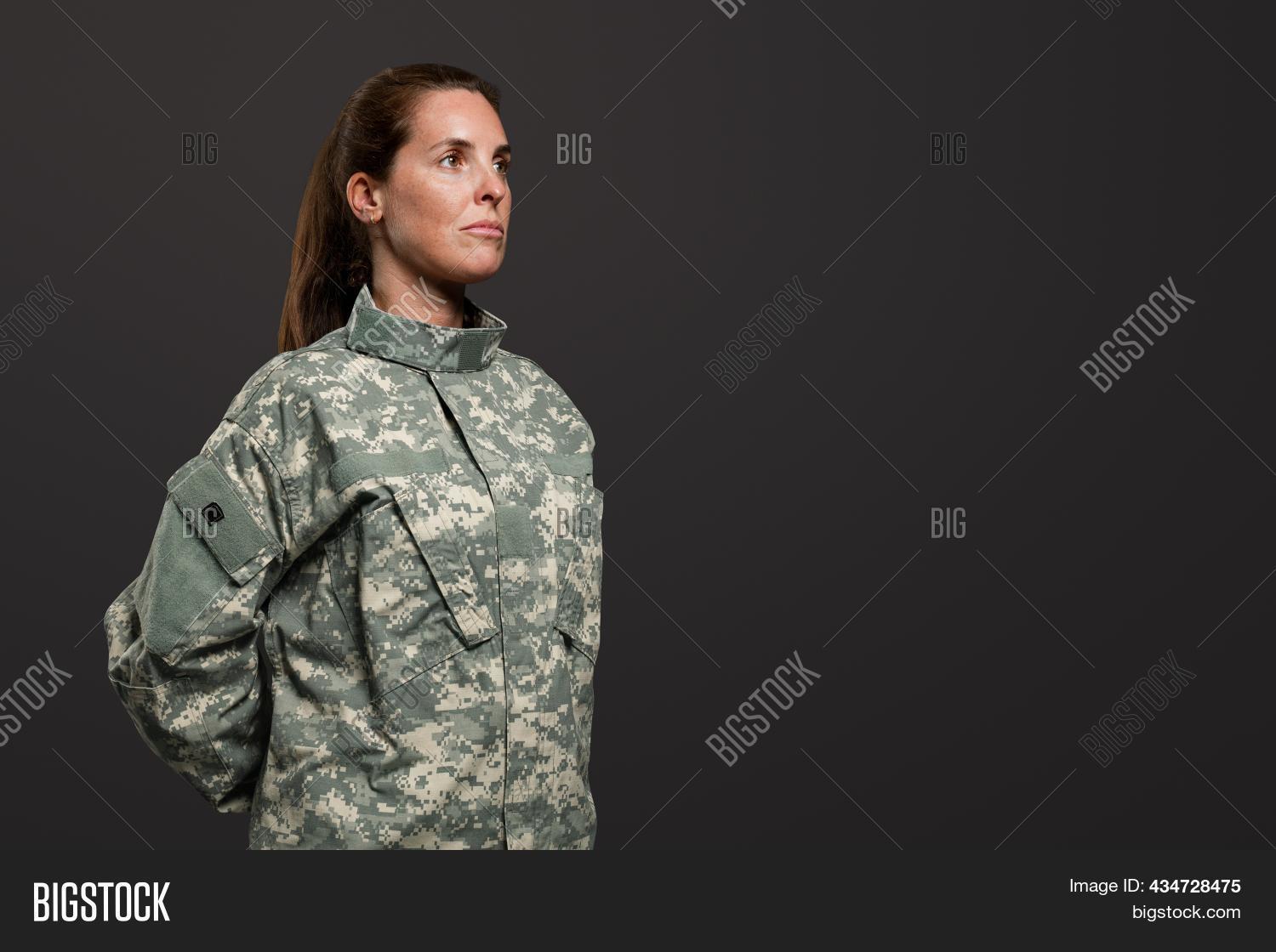 Female Soldier Image & Photo (Free Trial) | Bigstock