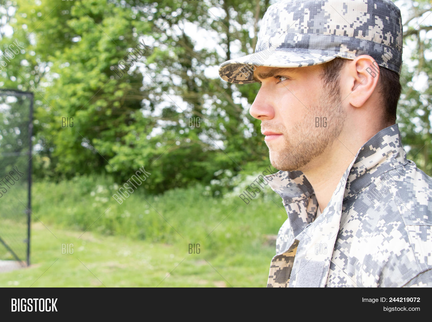 Muscular Military Man Image & Photo (Free Trial) | Bigstock