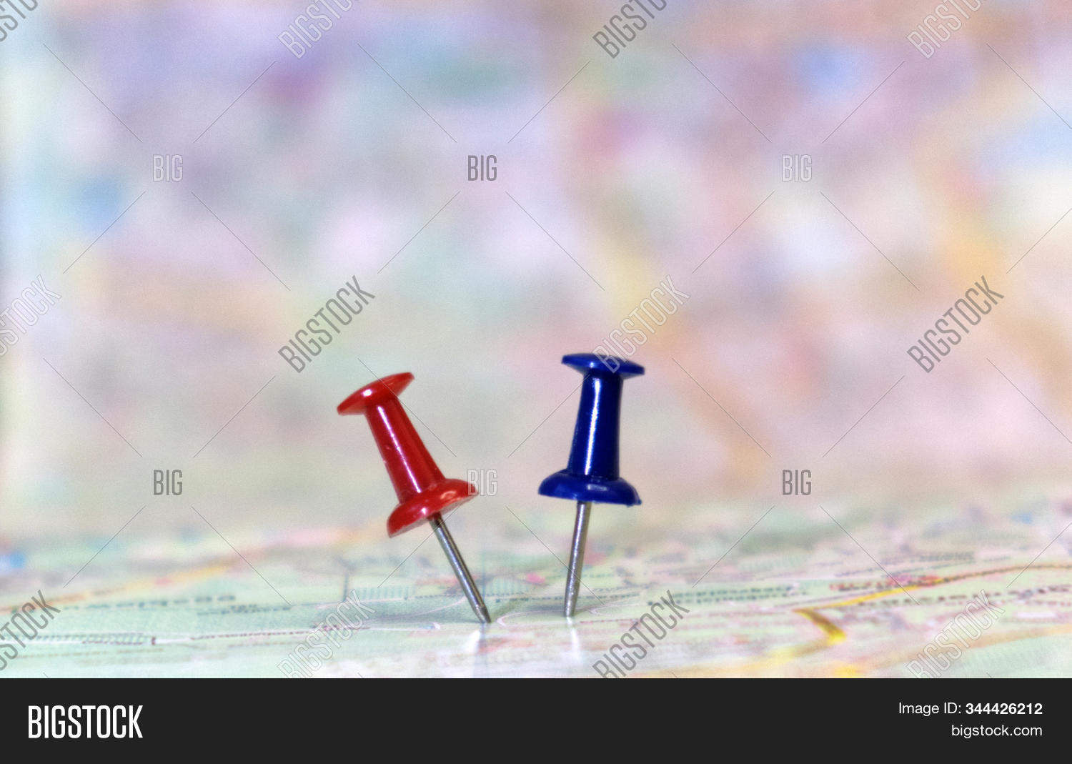 Pushpin Showing Image & Photo (Free Trial) | Bigstock