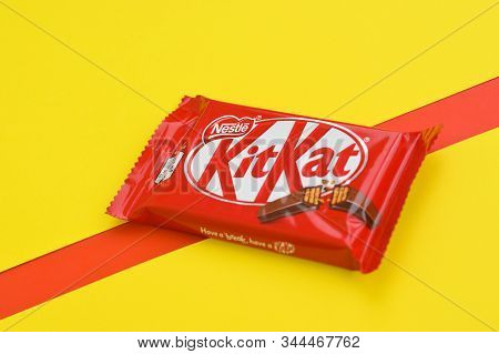 Kit Kat Chocolate Bars Image & Photo (Free Trial) | Bigstock