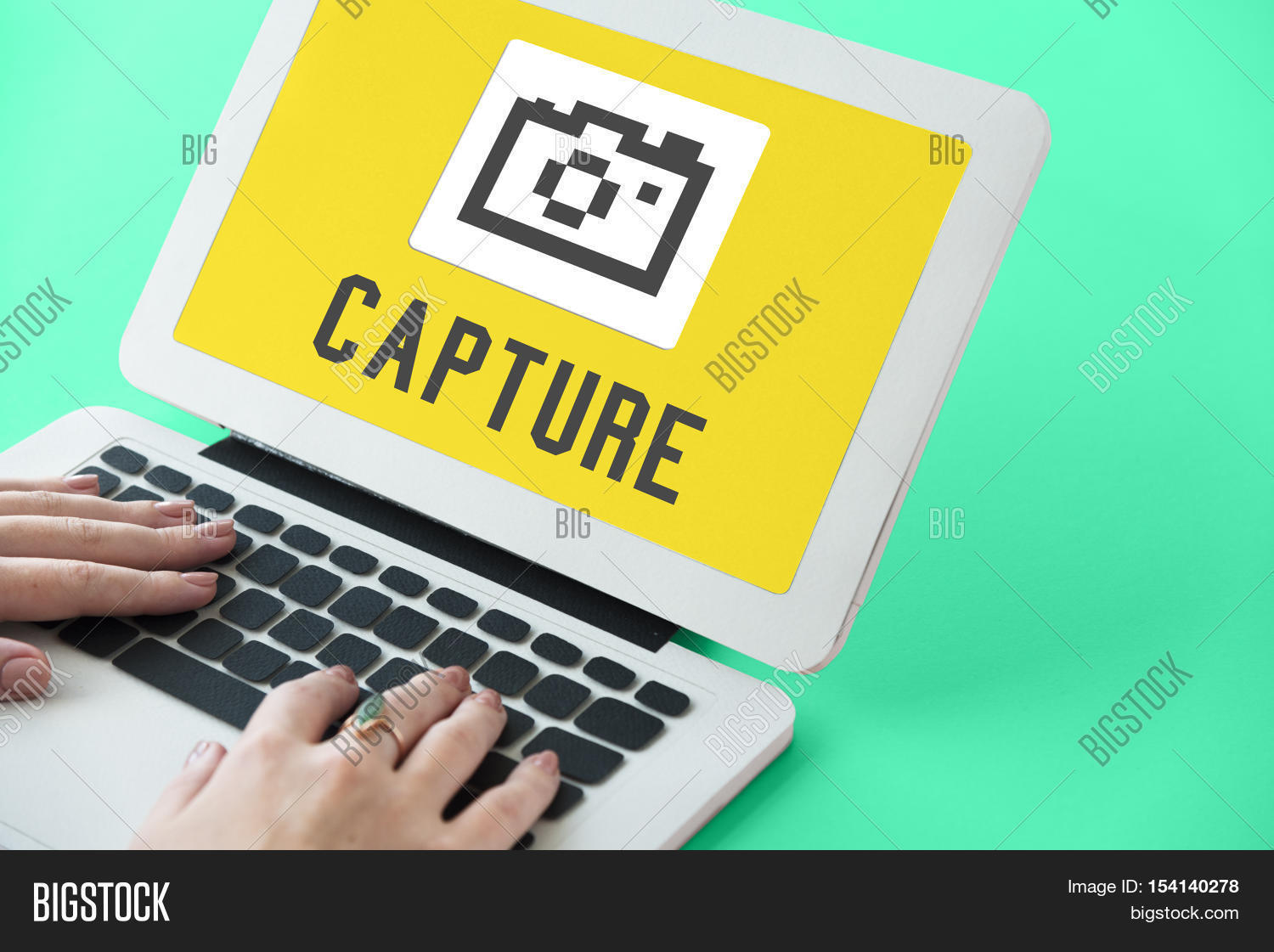 Capture Photographer Image & Photo (Free Trial) | Bigstock