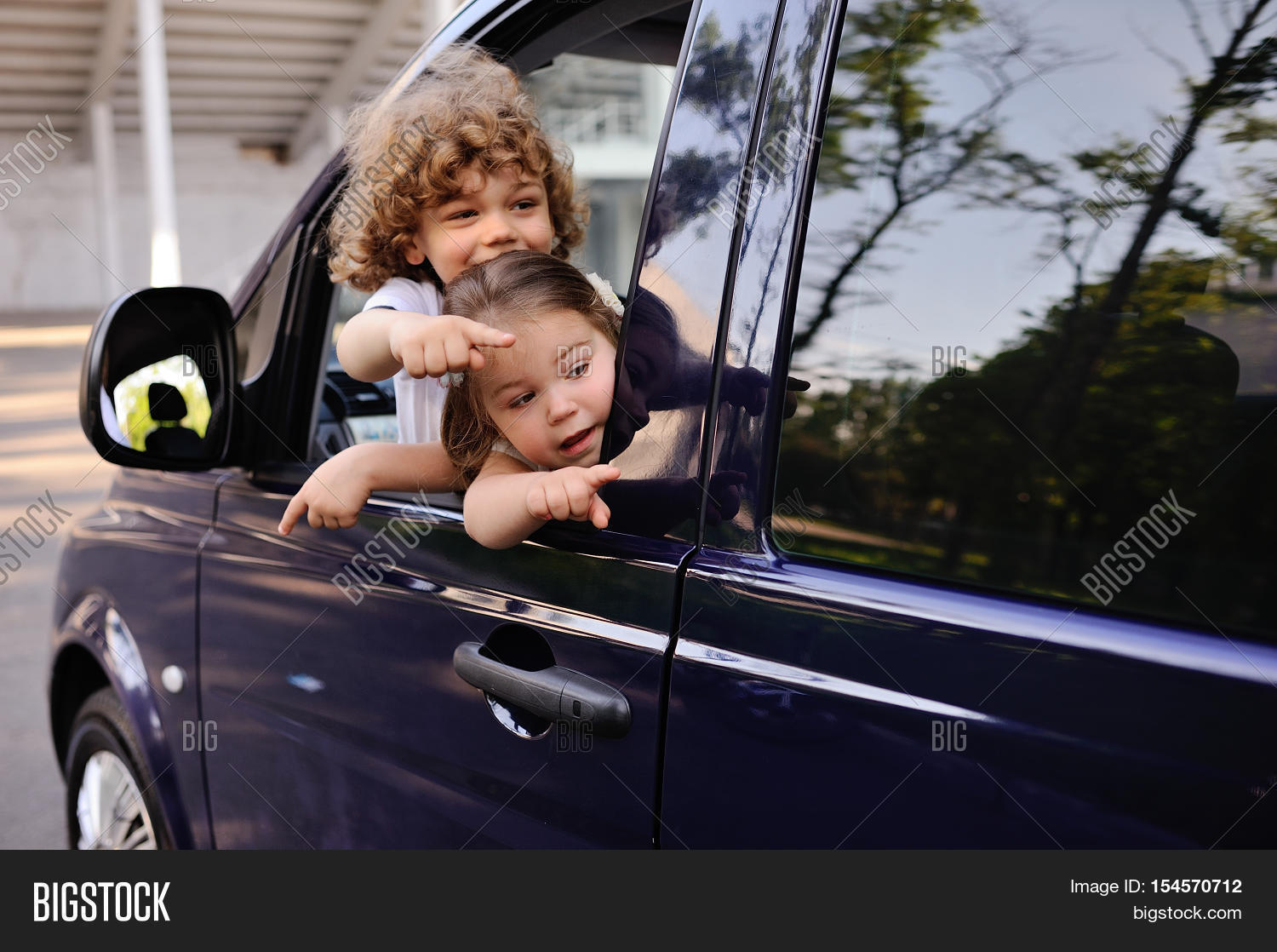 Children Look Out Car Image & Photo (Free Trial) | Bigstock