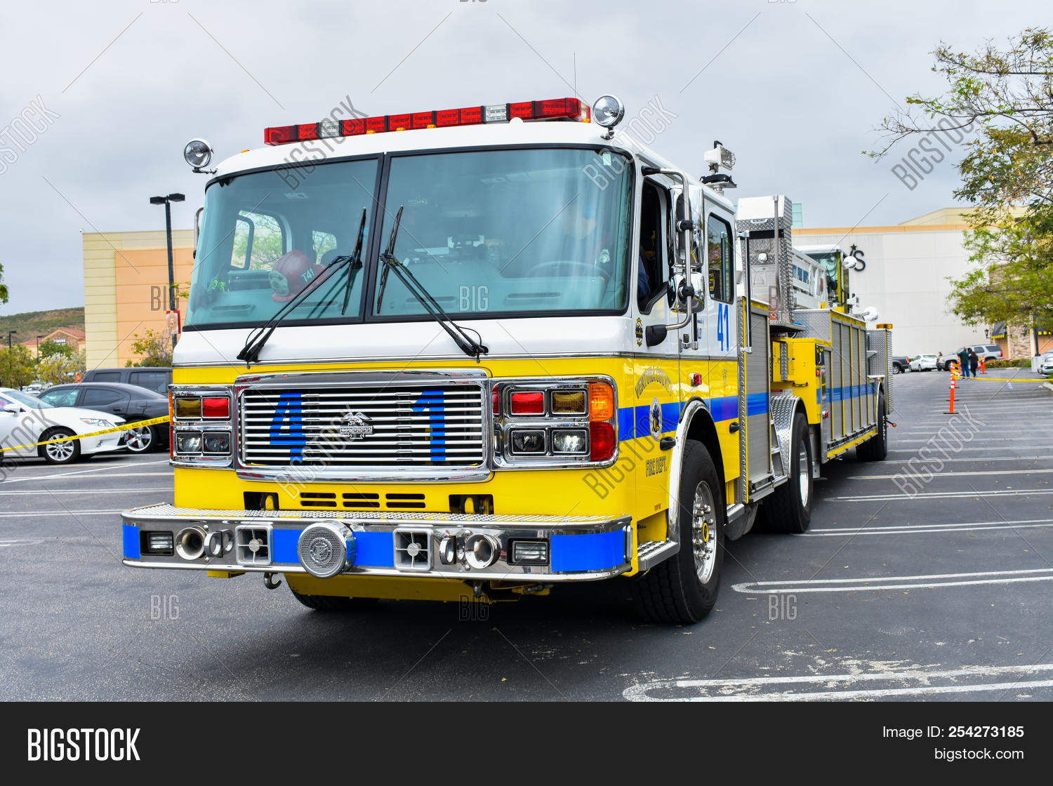 Simi Valley Ca., 5/12/ Image & Photo (Free Trial) | Bigstock