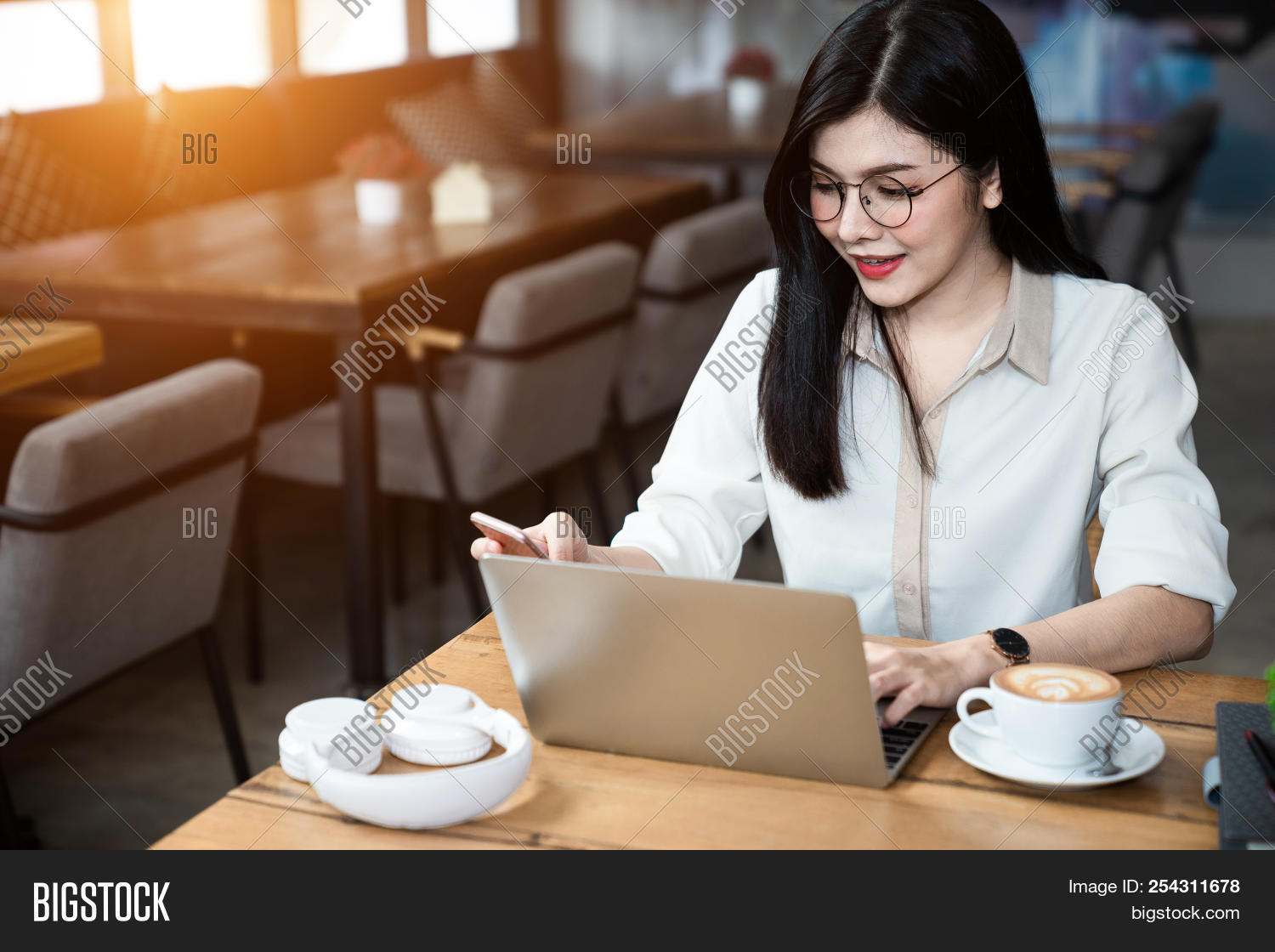 Asian Girl Freelancer Image & Photo (Free Trial) | Bigstock
