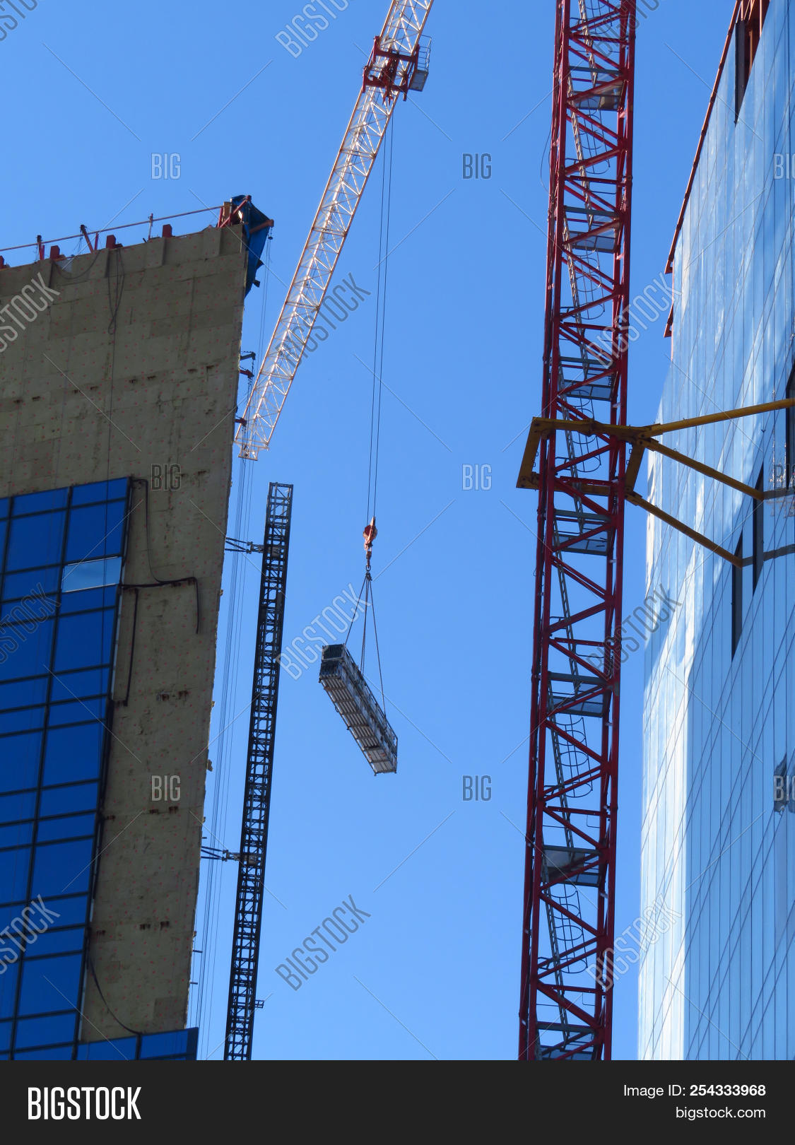 Hoist Crane Heavy Load Image & Photo (Free Trial) | Bigstock