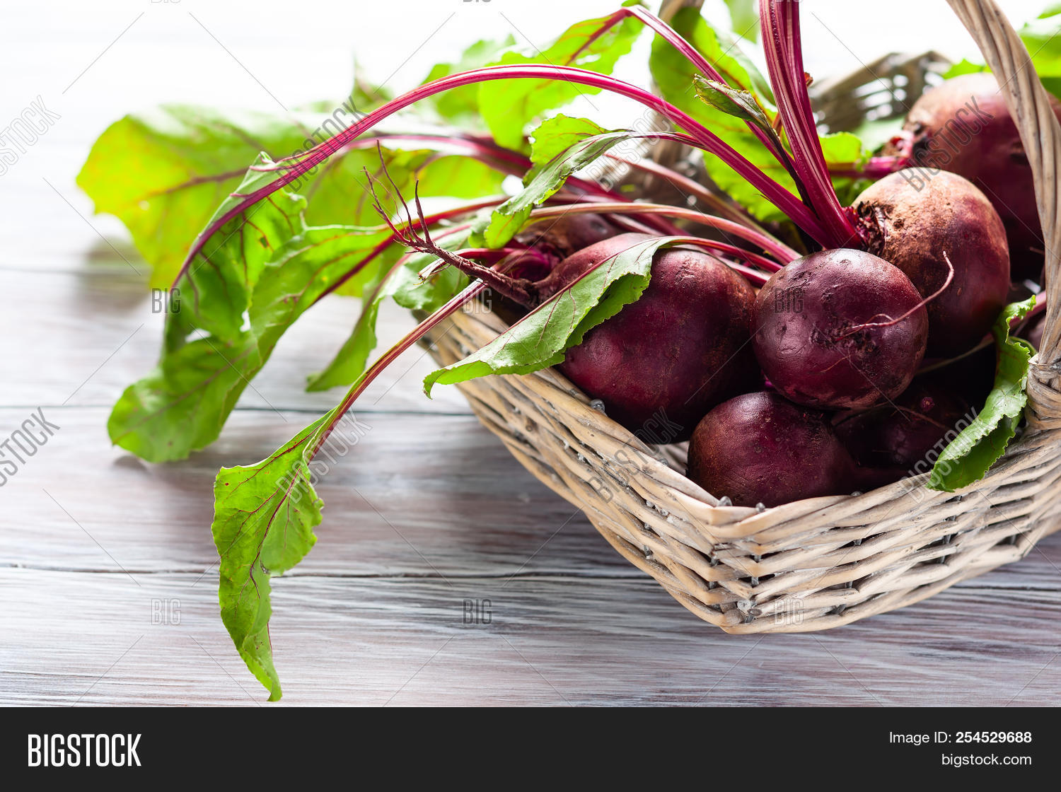 Fresh Organic Beetroot Image & Photo (Free Trial) | Bigstock