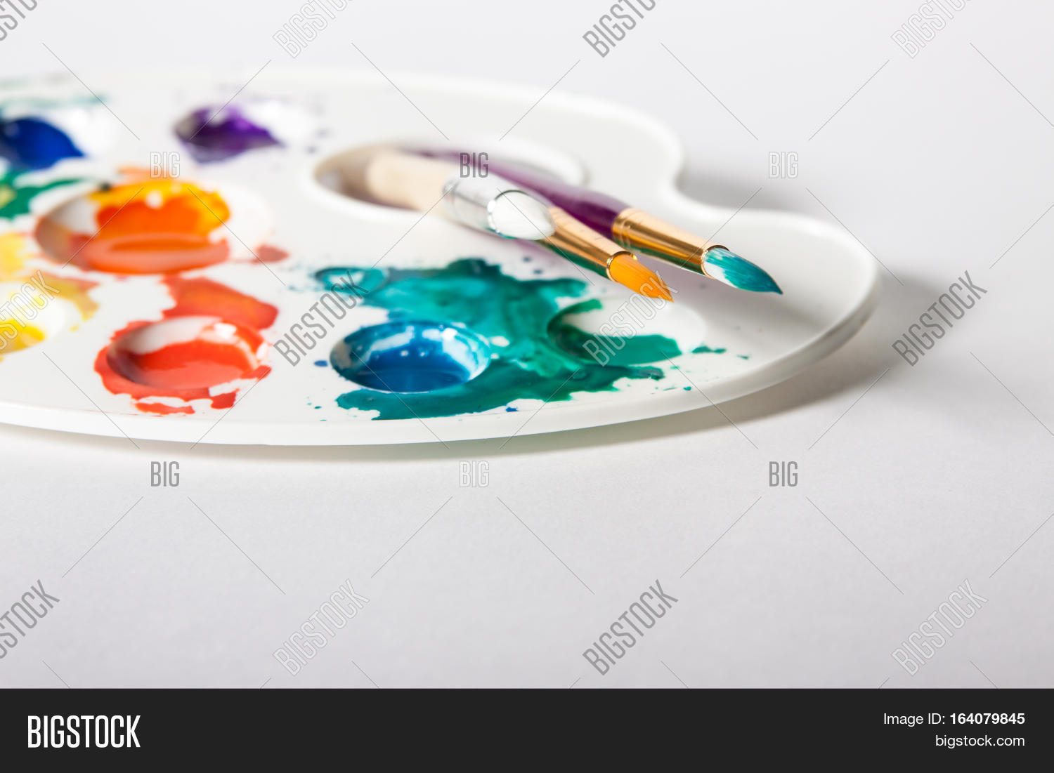 Different Size Paint Image & Photo (Free Trial) | Bigstock
