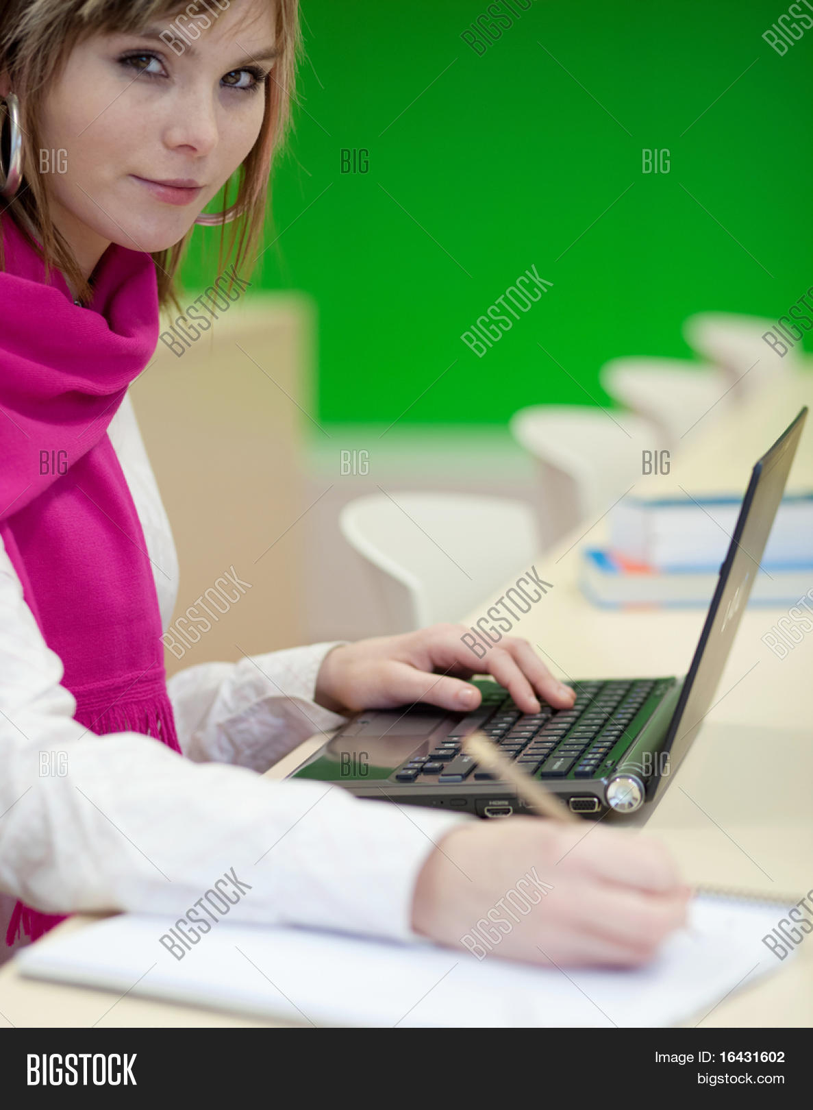 Portrait Pretty Young Image & Photo (Free Trial) | Bigstock