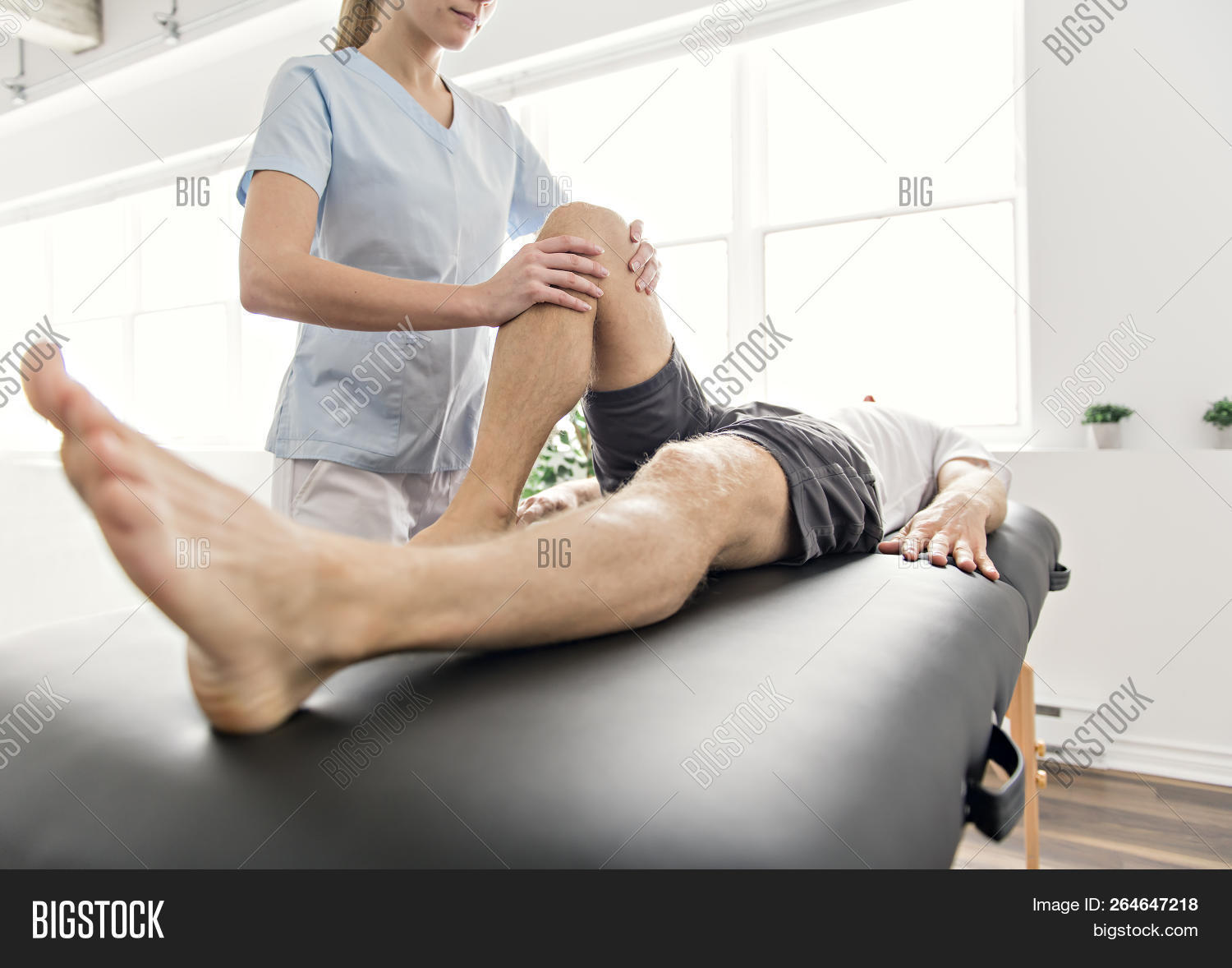 Patient Physiotherapy Image & Photo (Free Trial) | Bigstock