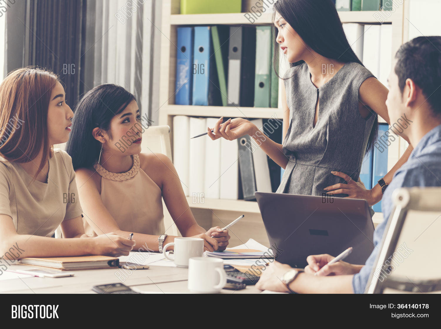 Imagen y foto Teamwork Concept. (prueba gratis) | Bigstock