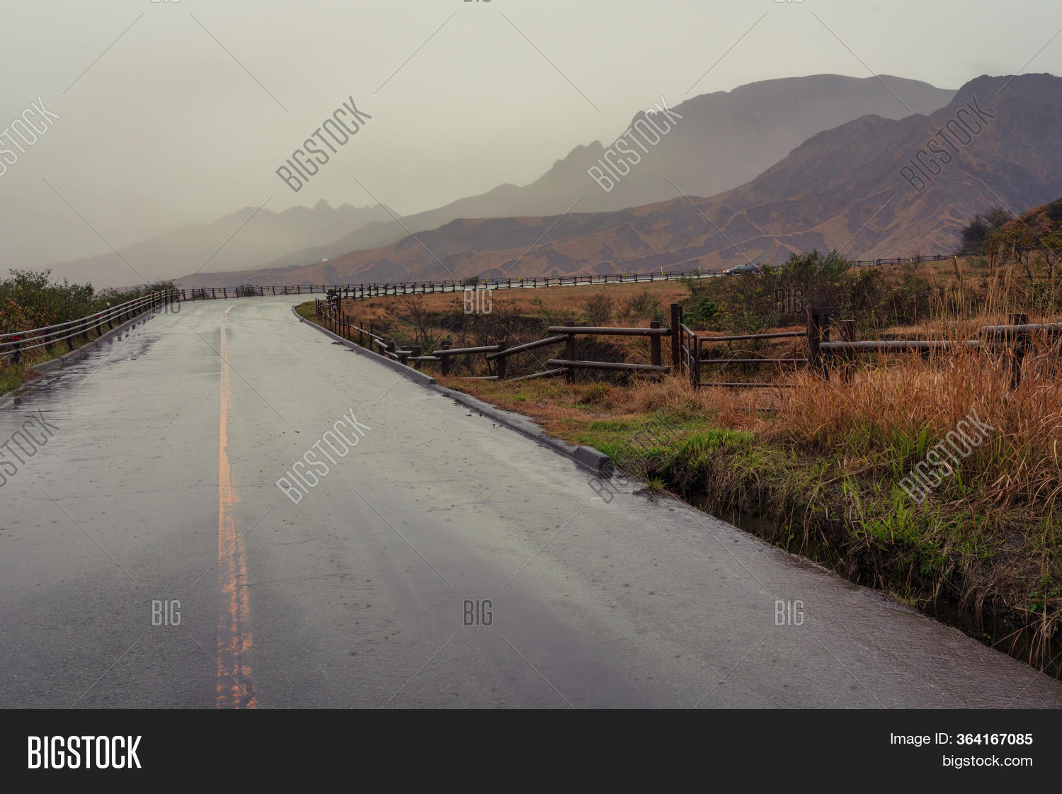 Wet Road After Heavy Image & Photo (Free Trial) | Bigstock