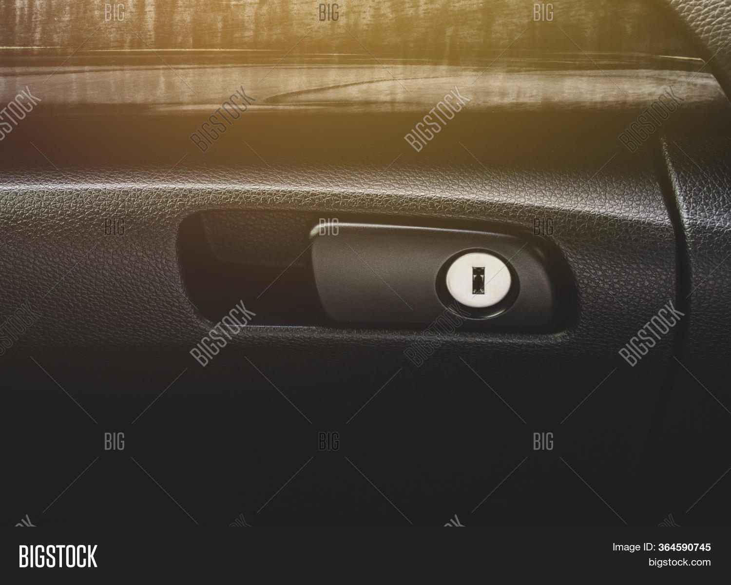 Keyhole Locking Car Image & Photo (Free Trial) | Bigstock