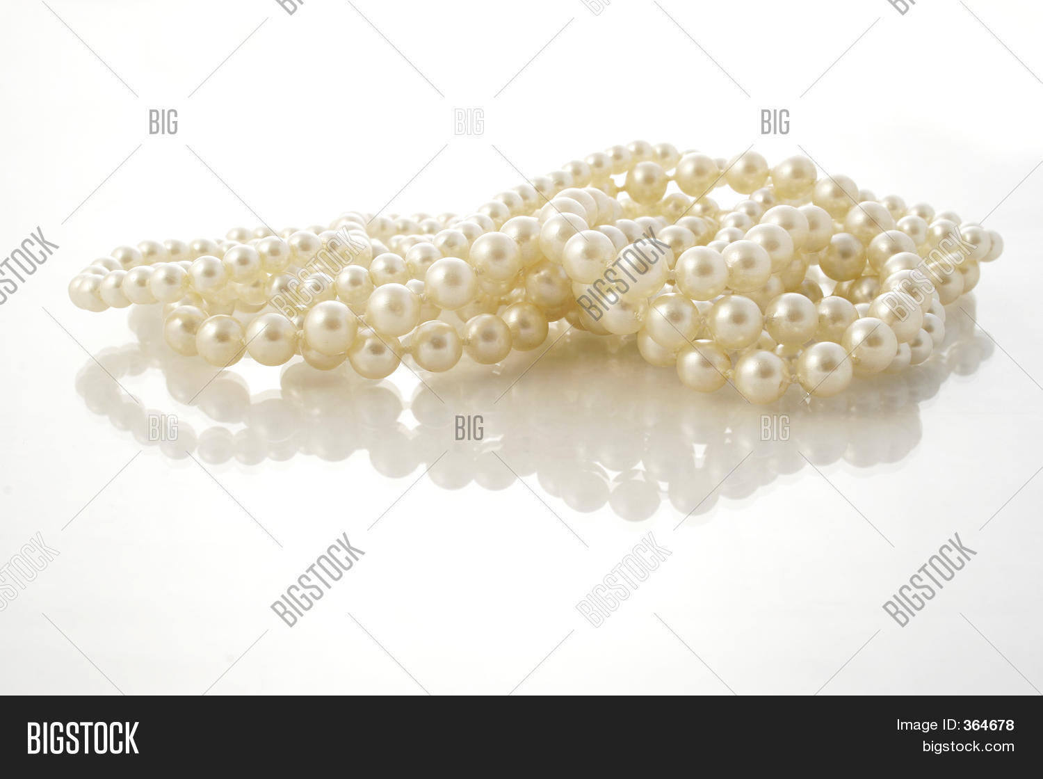 String Pearls Image & Photo (Free Trial) | Bigstock