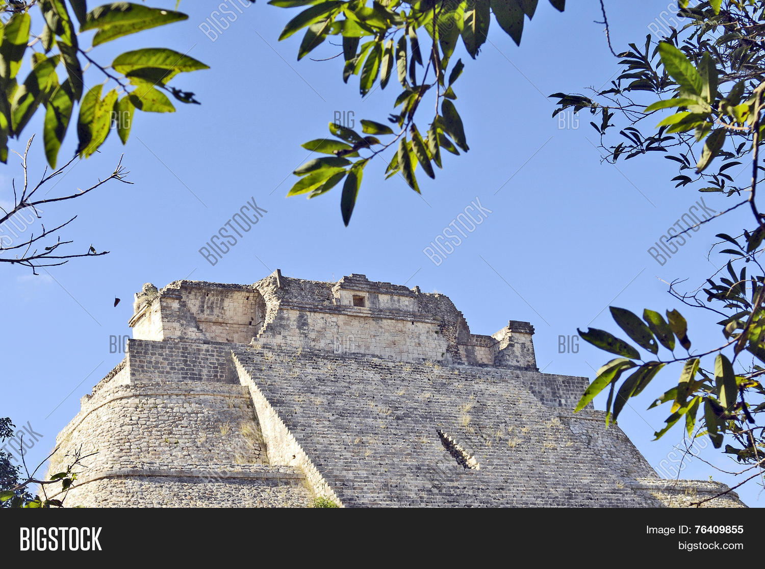 Details Maya Pyramid Image & Photo (Free Trial) | Bigstock