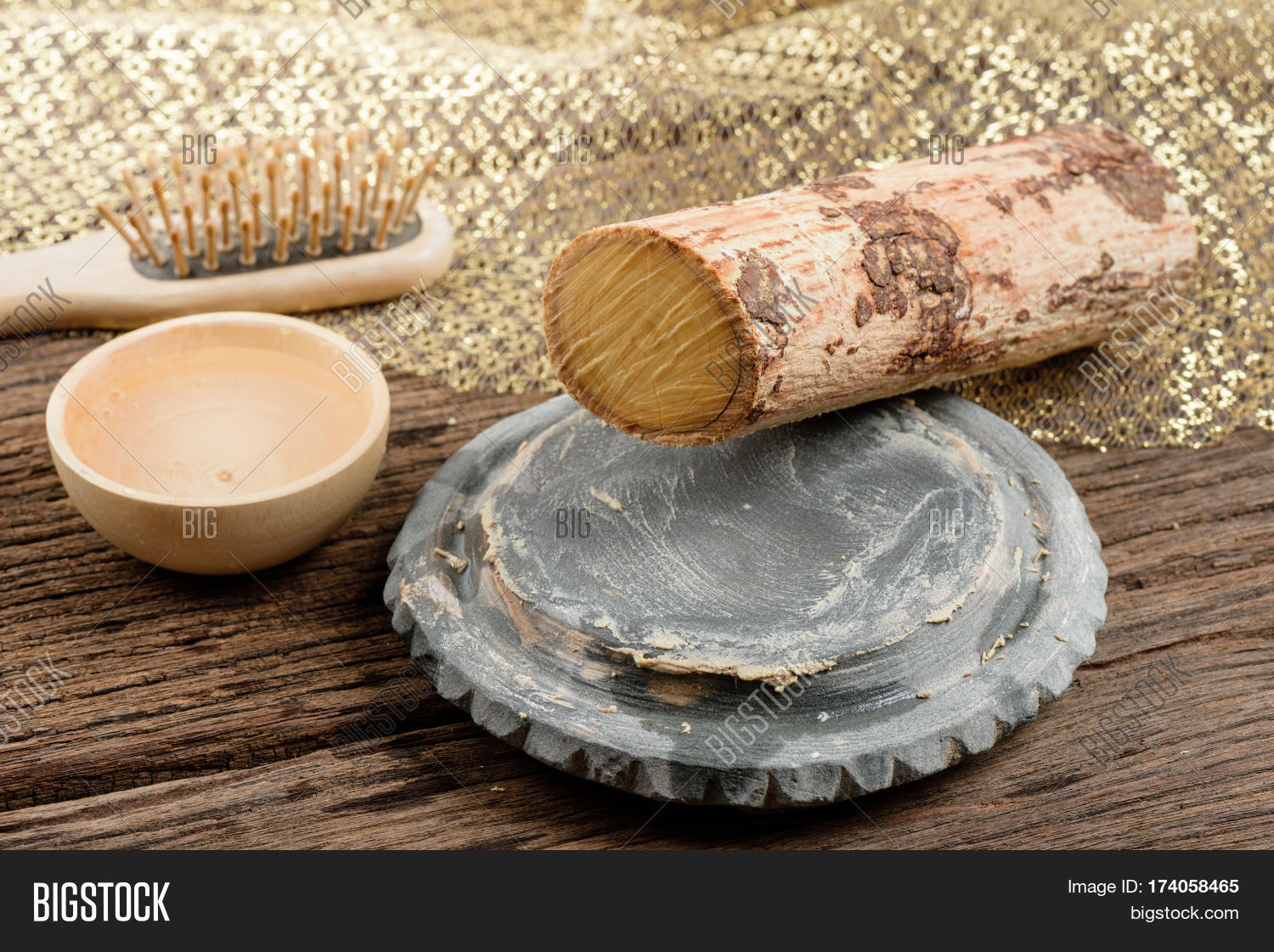 Thanaka Beauty Image & Photo (Free Trial) | Bigstock