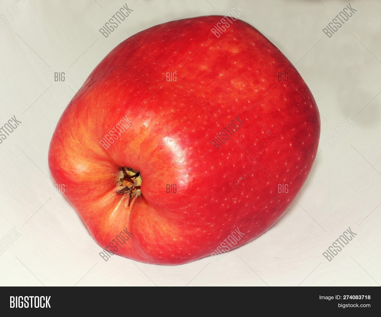 Ripe Apple Close- On Image & Photo (Free Trial) | Bigstock