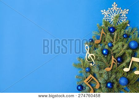 Christmas Music Notes Background Images, Illustrations & Vectors (Free ...