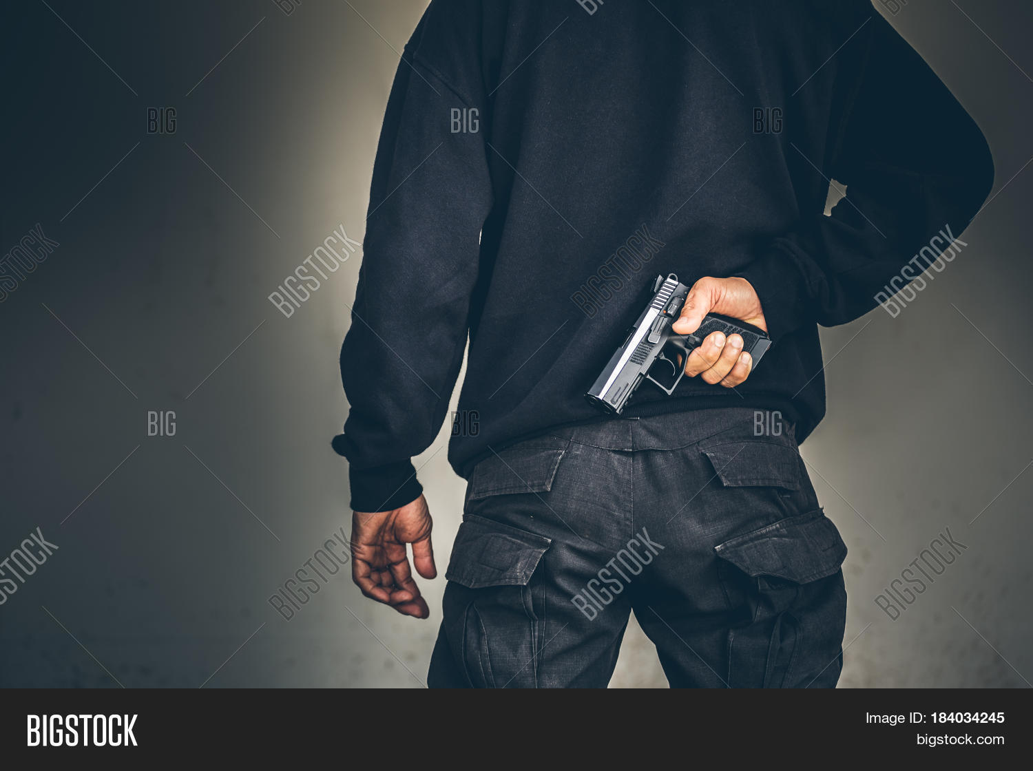Robber Pulls Out Gun Image & Photo (Free Trial) | Bigstock