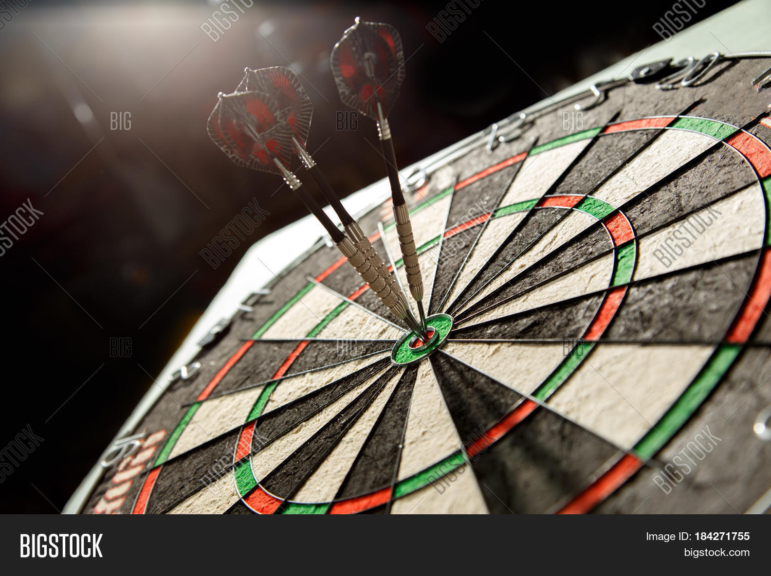 Darts Board Goal Image & Photo (Free Trial) | Bigstock