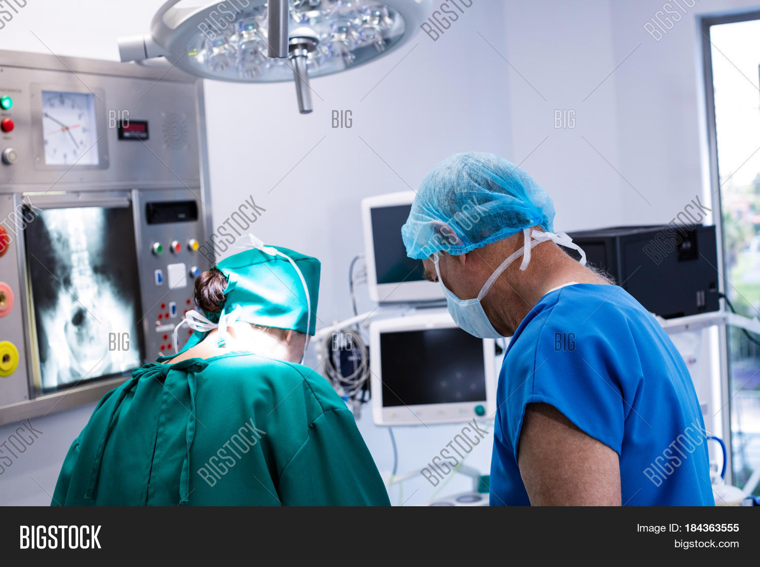 Male Female Surgeon Image & Photo (Free Trial) | Bigstock