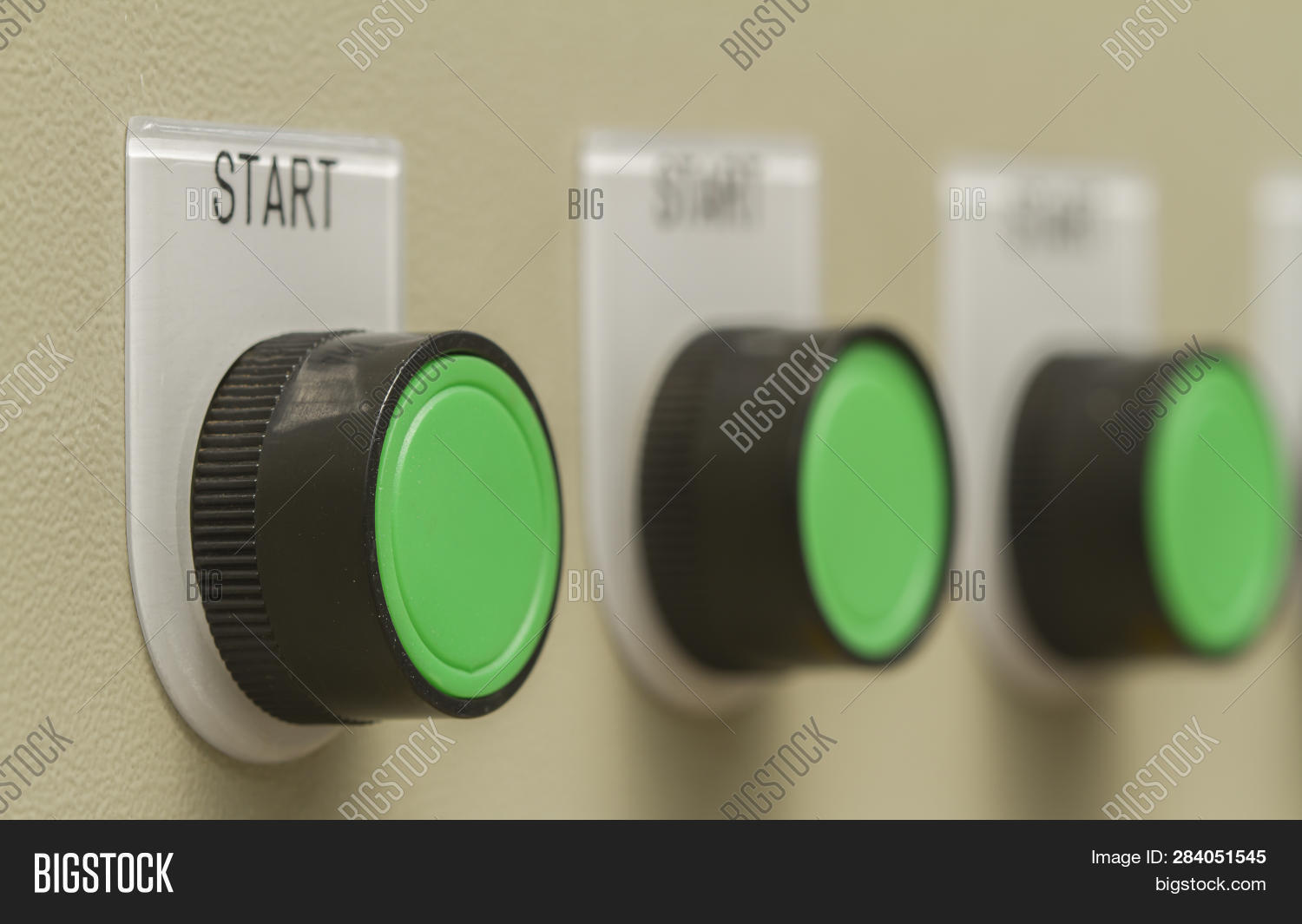 Green Start Buttons On Image & Photo (Free Trial) | Bigstock