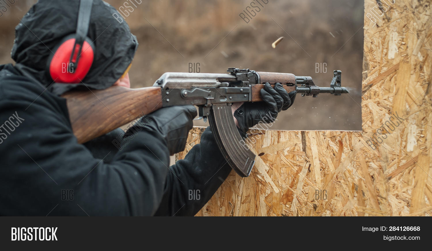 Combat Riffle Machine Image & Photo (Free Trial) | Bigstock