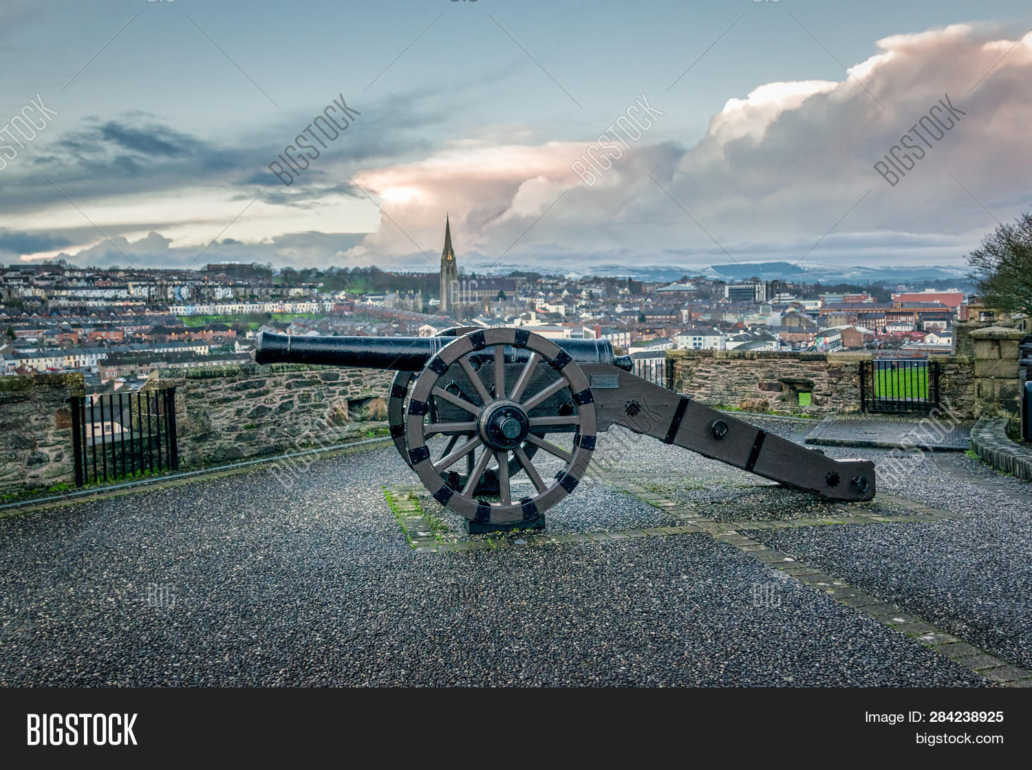 This Picture Old Siege Image & Photo (Free Trial) | Bigstock