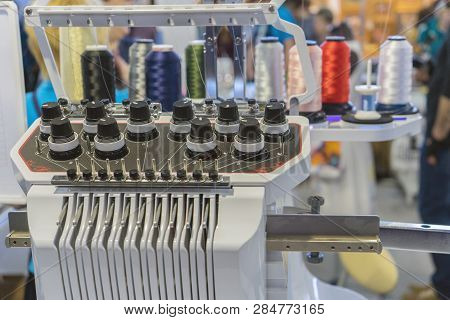 Hand Knitting Machine Image & Photo (Free Trial) | Bigstock