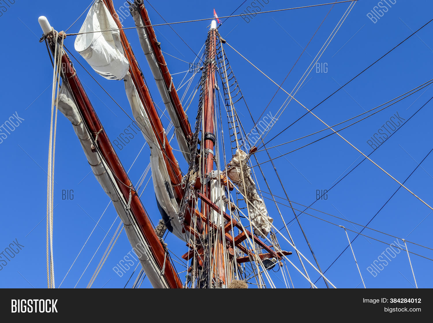Sailing Ship Mast Image & Photo (Free Trial) | Bigstock