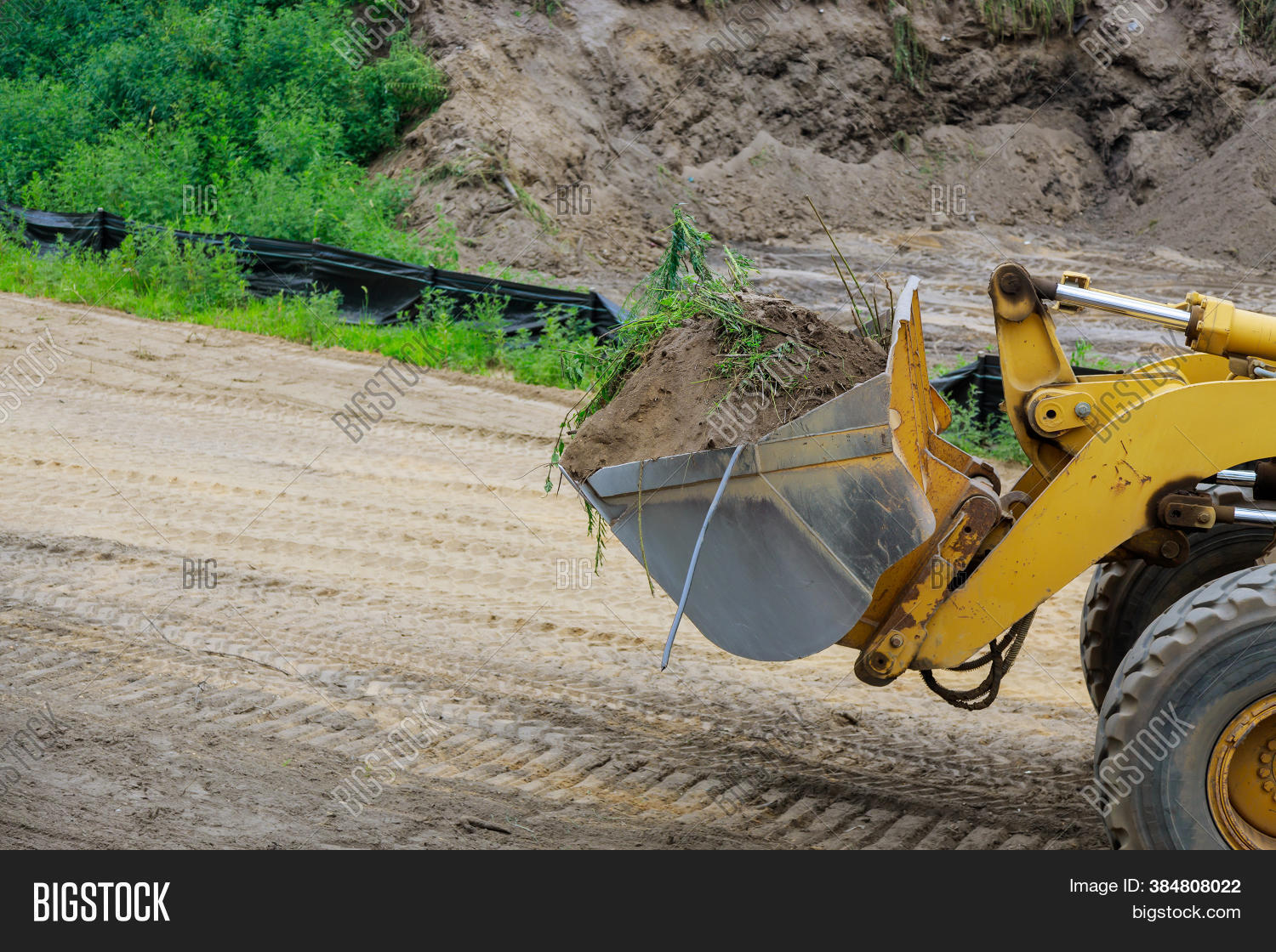 Construction Bulldozer Image & Photo (Free Trial) | Bigstock