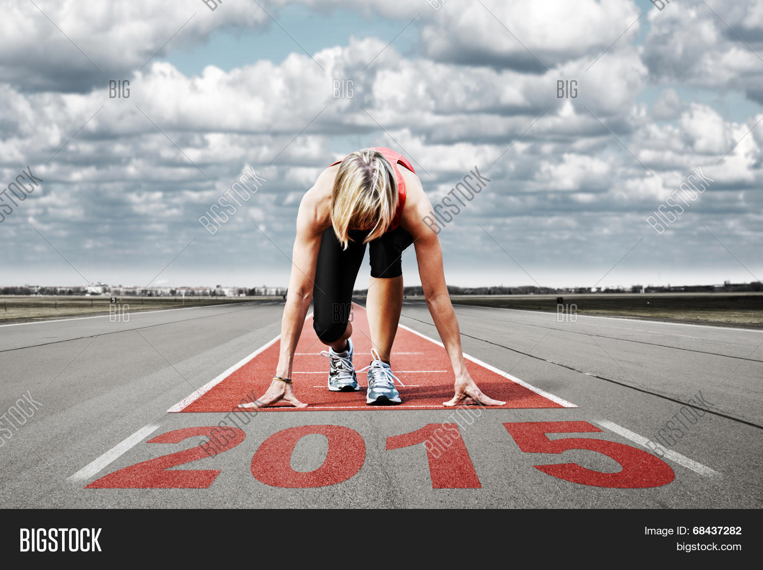 Runner Start Runway Image & Photo (Free Trial) | Bigstock