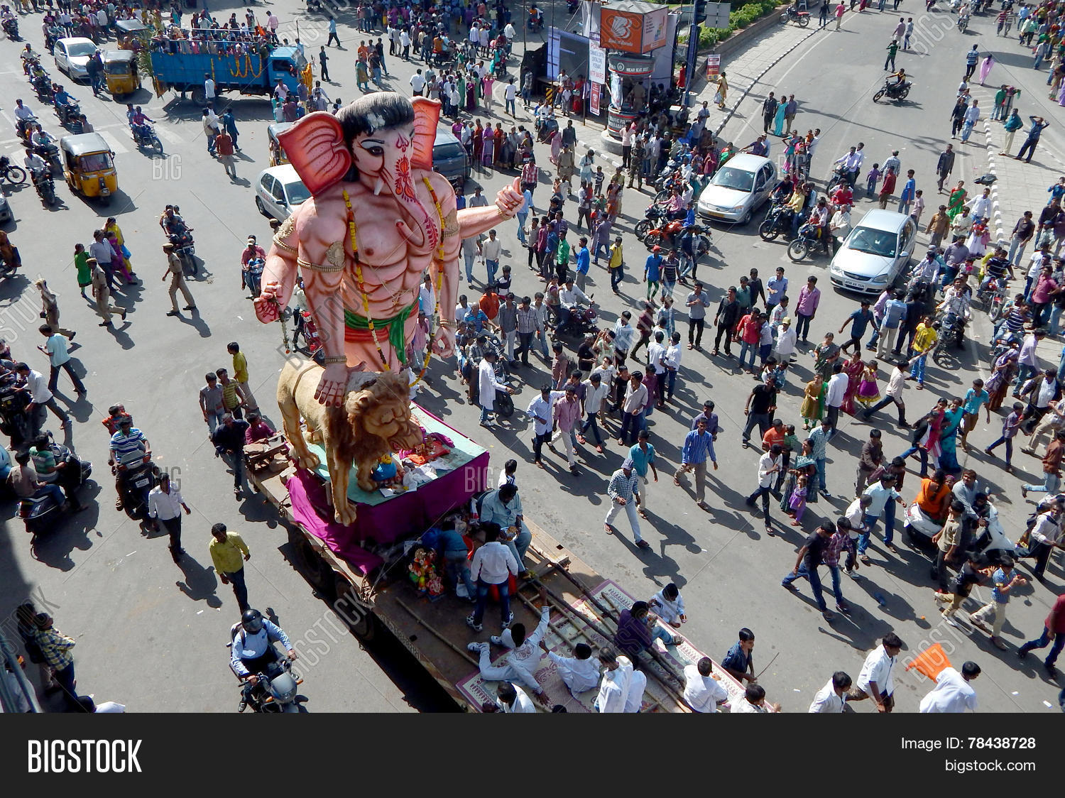 Hindu Devotees Image & Photo (Free Trial) | Bigstock