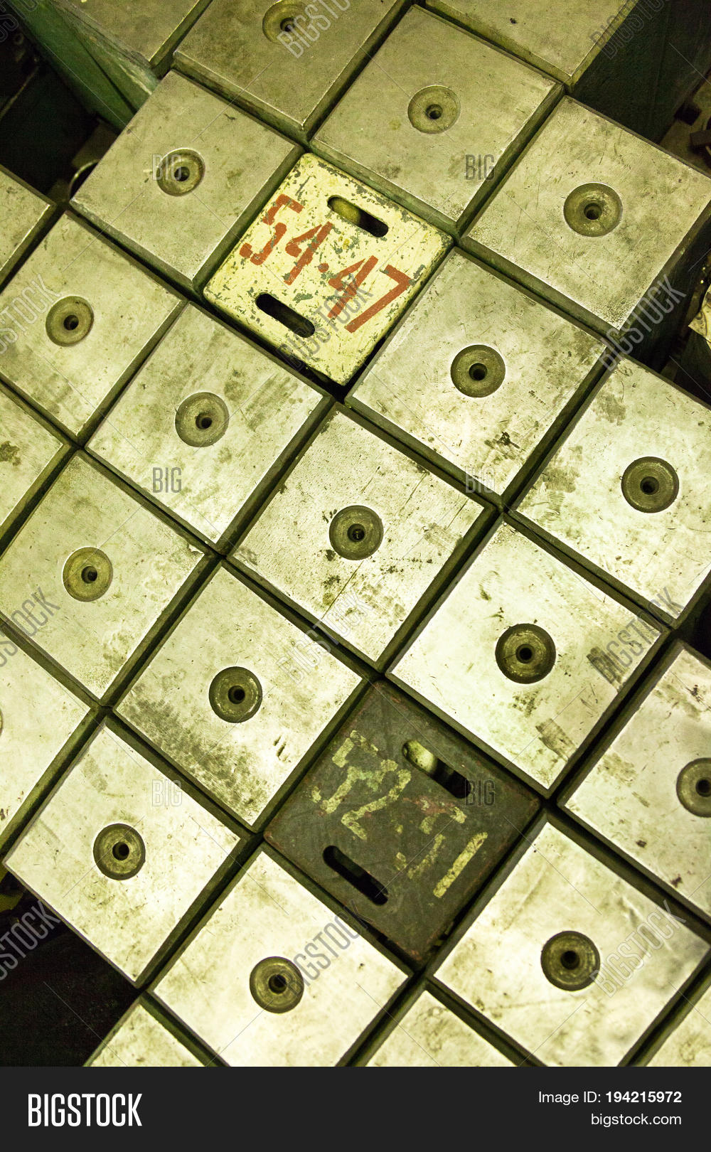 Top Graphite-moderated Image & Photo (Free Trial) | Bigstock