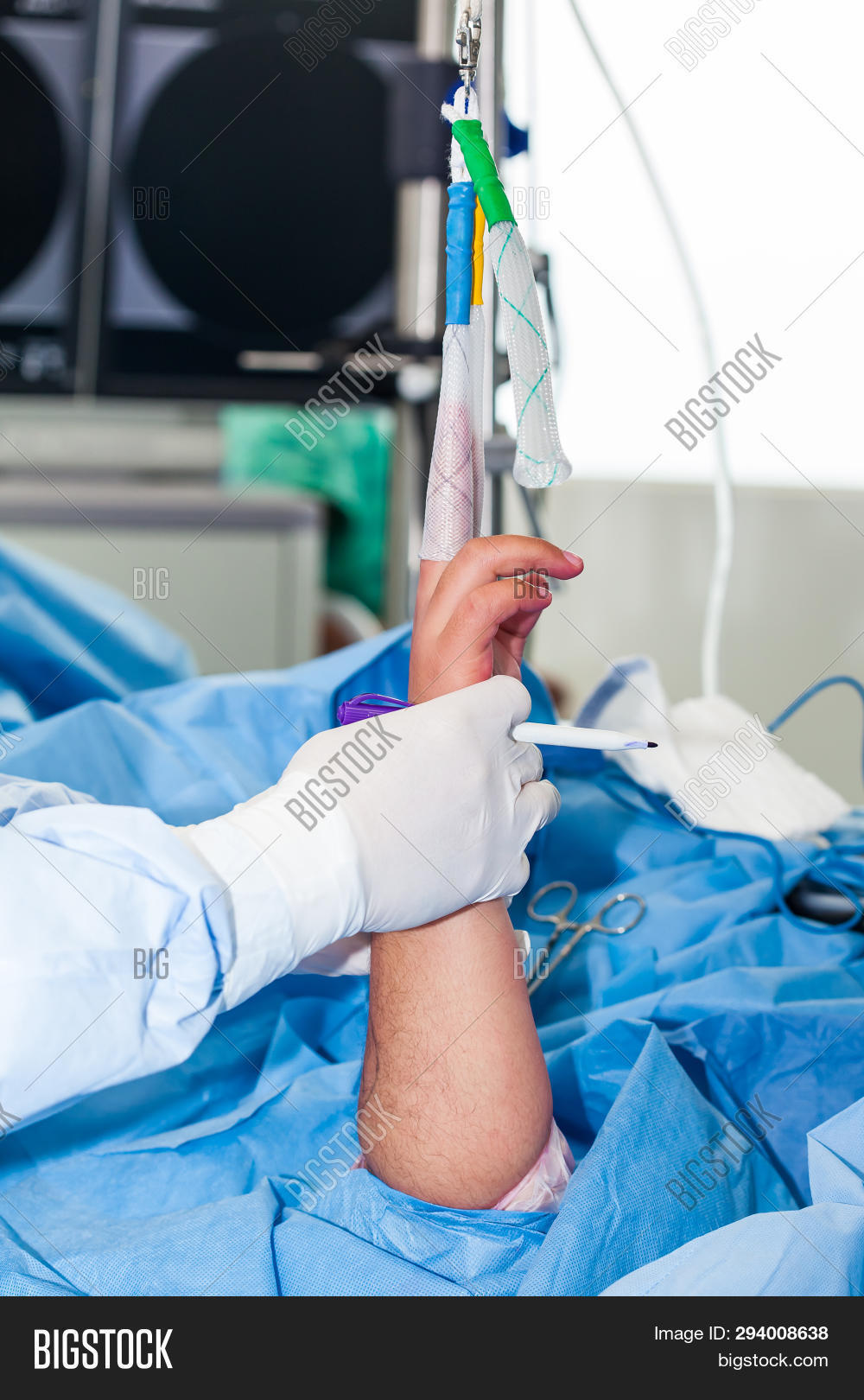 Orthopedic Surgeon Image & Photo (Free Trial) | Bigstock