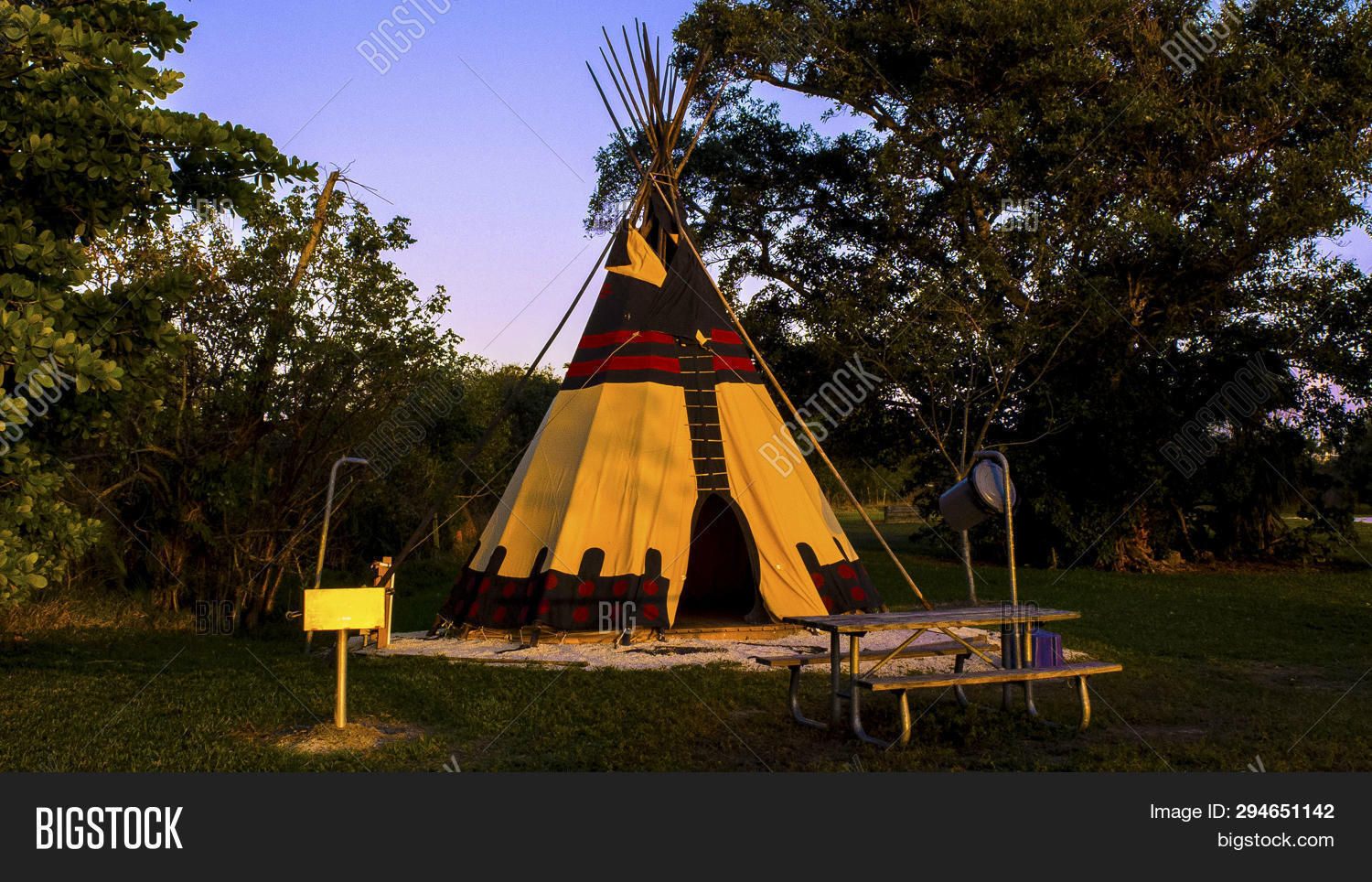 Tee Pee Style Tent Image & Photo (Free Trial) | Bigstock