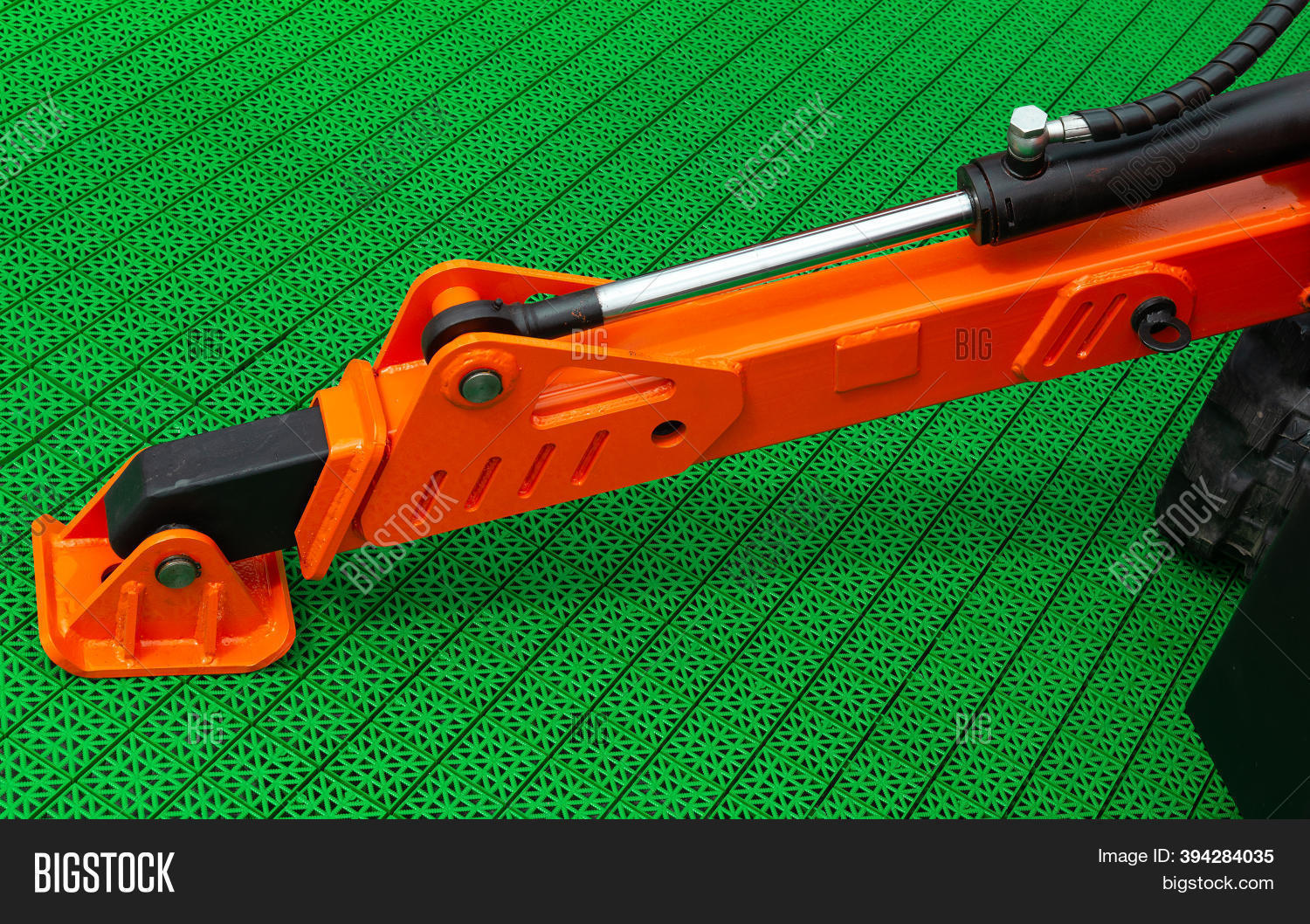 Crane Stabilizer Foot Image & Photo (Free Trial) | Bigstock