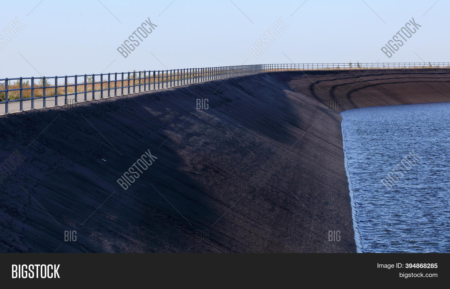 Edge Railing Water Image & Photo (Free Trial) | Bigstock