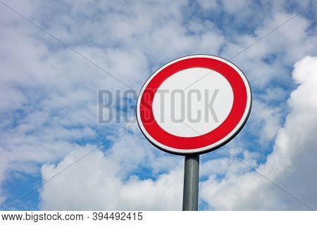 Red Round Sign Image & Photo (Free Trial) | Bigstock