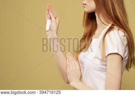 Girl Tampon Her Hand Image & Photo (Free Trial) | Bigstock