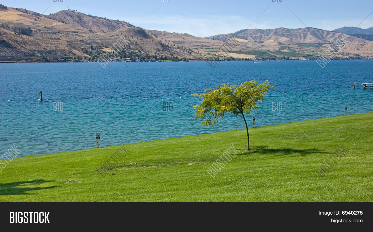 Stunning Lakeside Image & Photo (Free Trial) | Bigstock