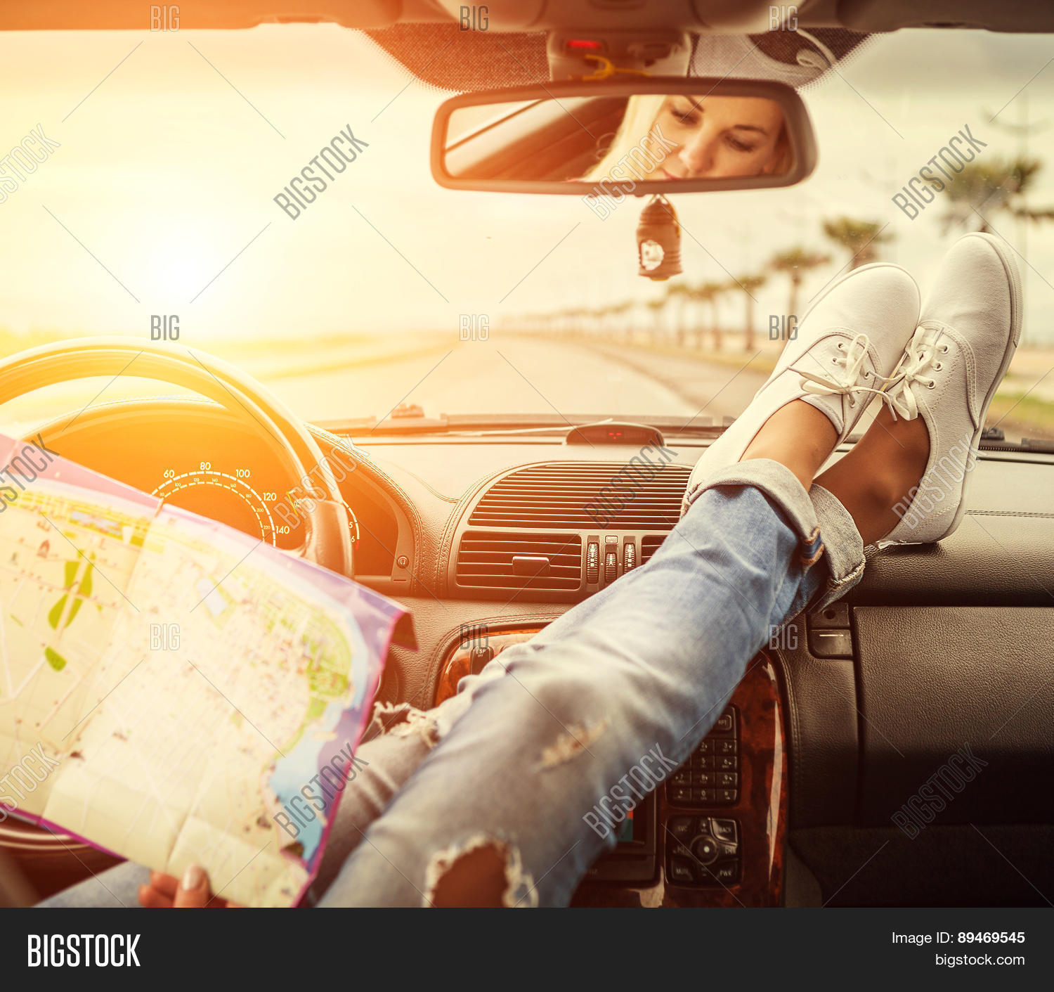 Young Woman Alone Car Image & Photo (Free Trial) | Bigstock