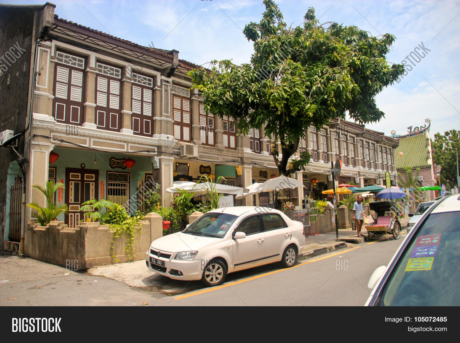 Bright Sunny Street Image & Photo (Free Trial) | Bigstock