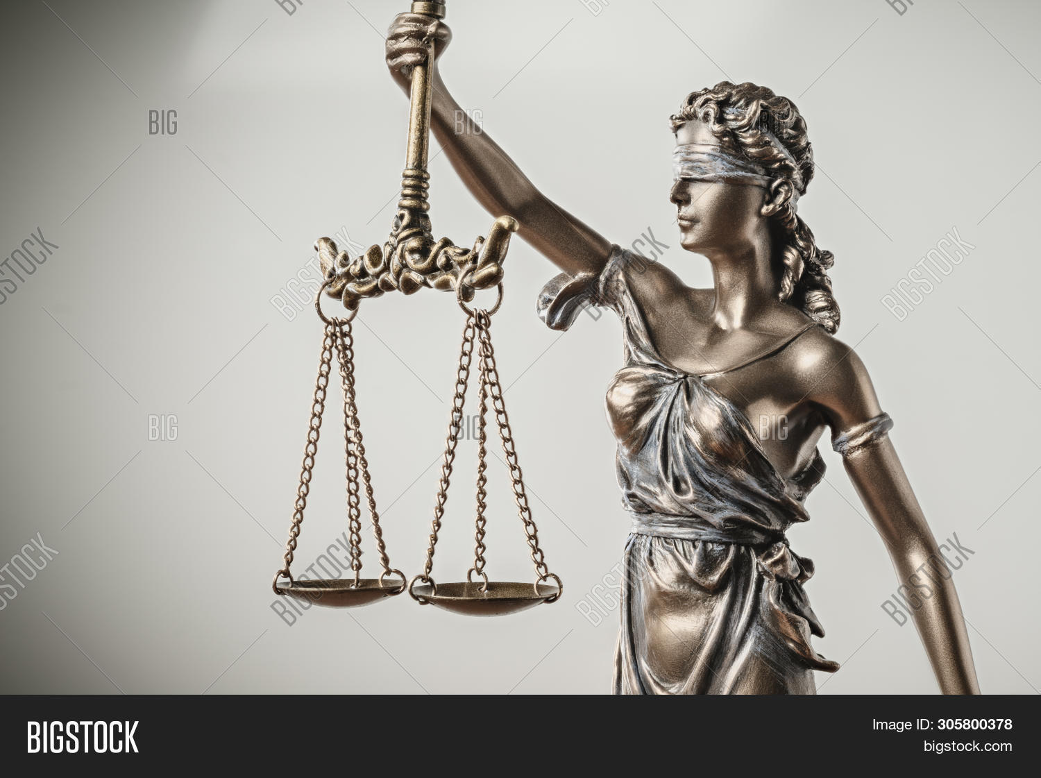 Imagen y foto Themis Statue (prueba gratis) | Bigstock