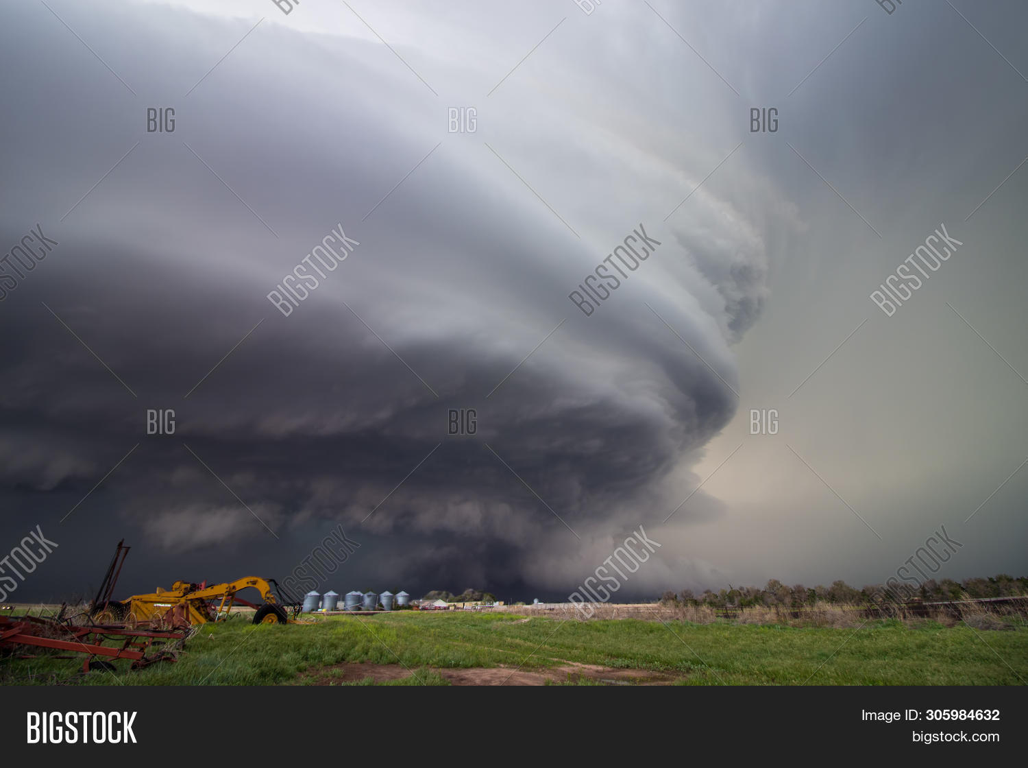 Huge Supercell Storm Image & Photo (Free Trial) | Bigstock