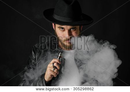 Hipster Man Hat Vaping Image & Photo (Free Trial) | Bigstock